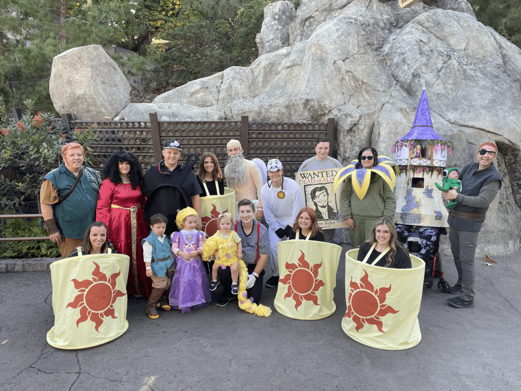15 Costume Ideas from Disney's Tangled - To Eternity And Beyond